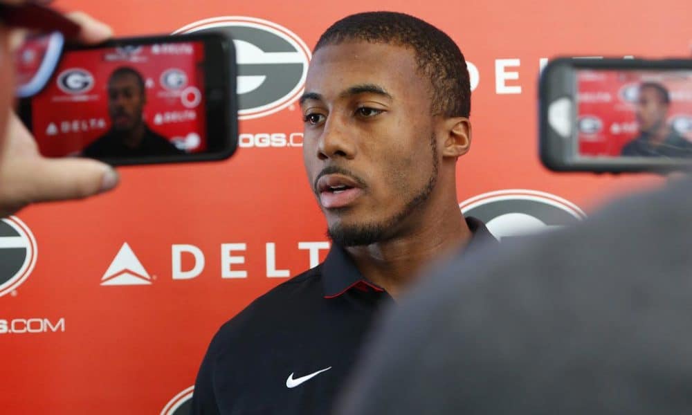 Aaron Davis named to 2017 SEC Football Community Service Team