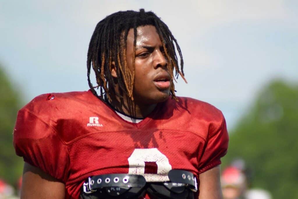 Isaiah Gibson commits to UGA football for 2025 class