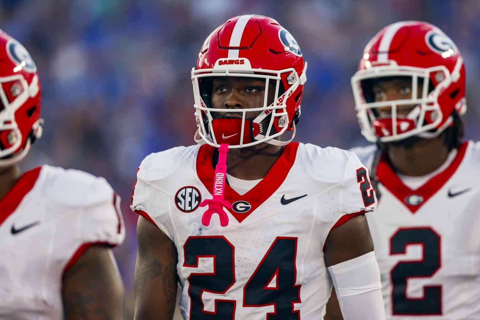 Malaki Starks named to 2024 Allstate AFCA Good Works Team