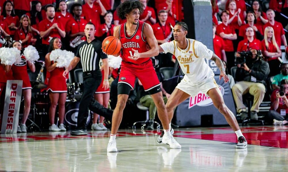 Bulldogs top Fighting Irish, 69-48